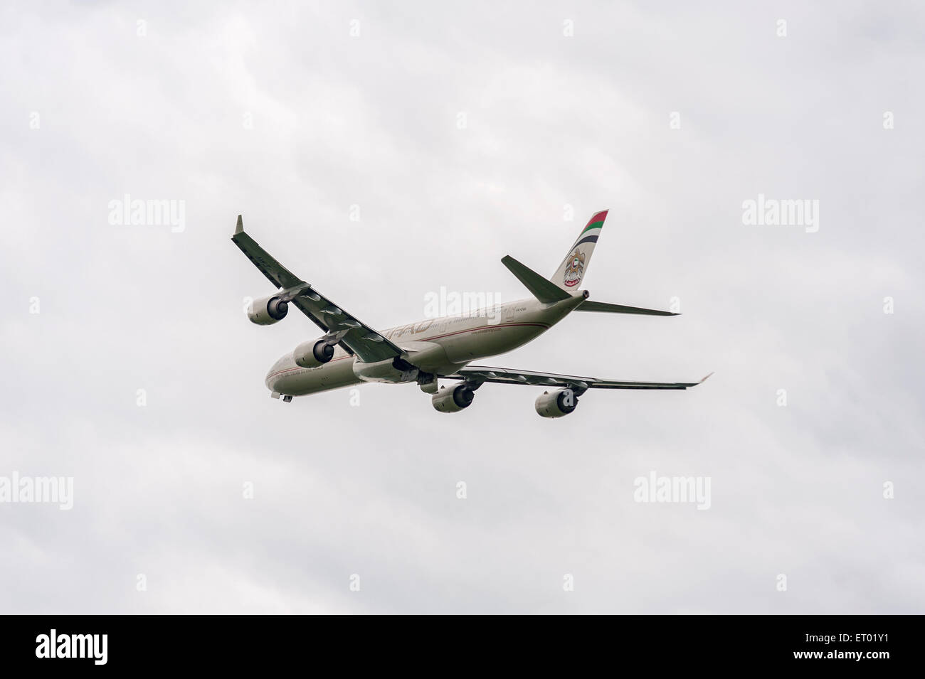 Etihad airplane Banque de photographies et d’images à haute résolution ...