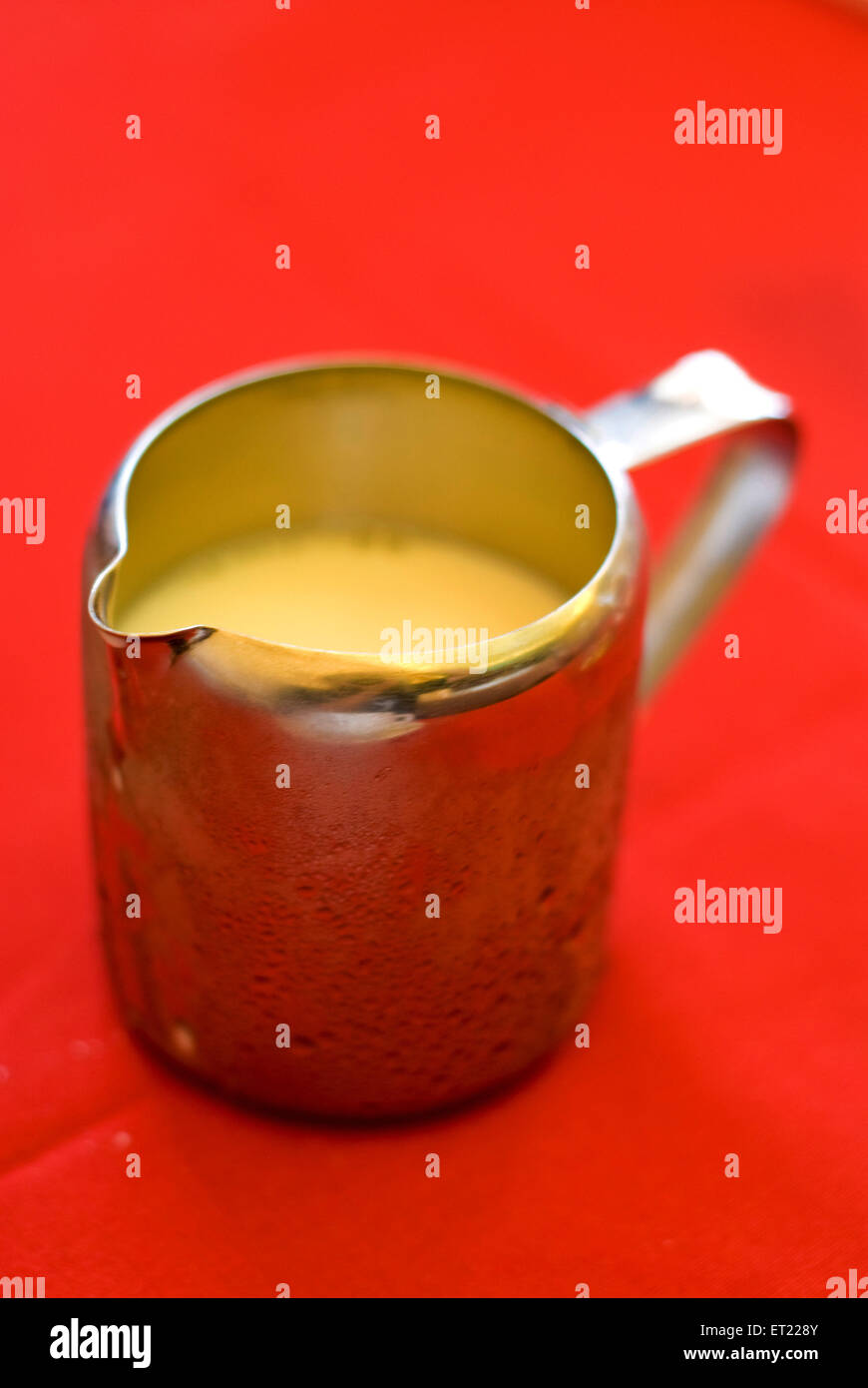 Lait froid Banque de photographies et d’images à haute résolution - Alamy