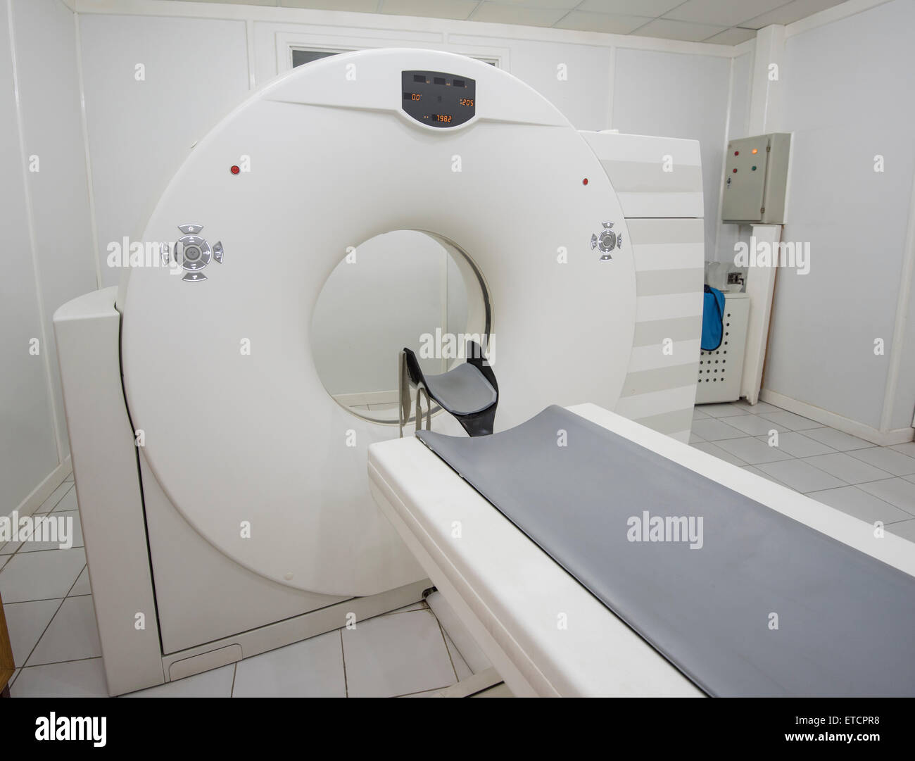 Mri scanner Banque de photographies et d’images à haute résolution - Alamy