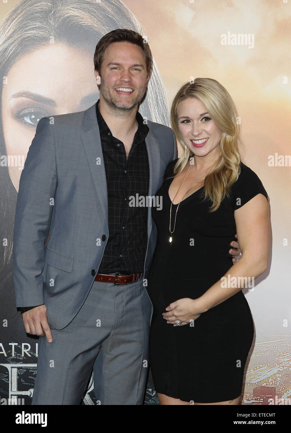 Scott porter and kelsey mayfield Banque de photographies et d’images à ...