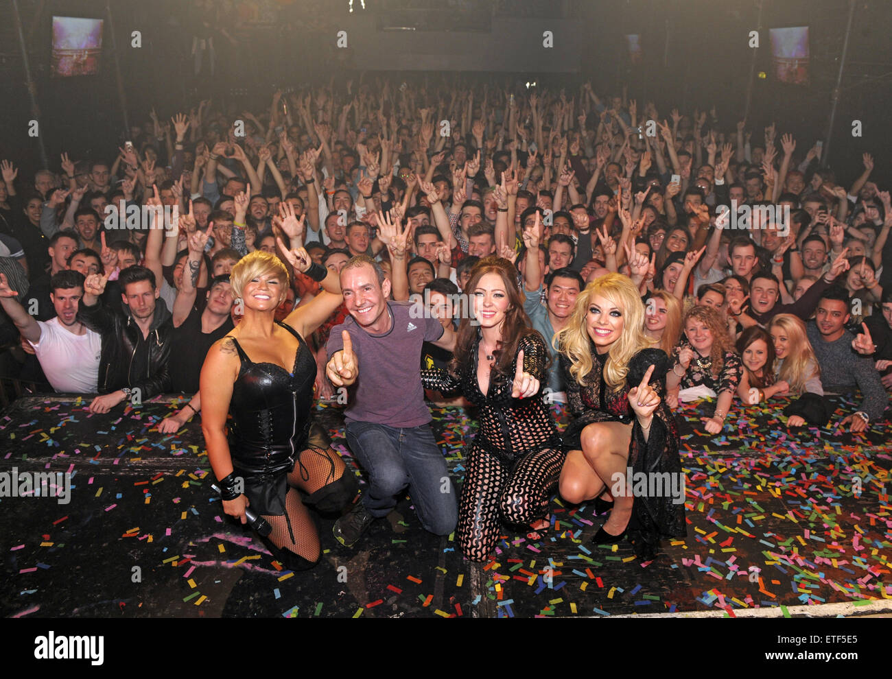 Jenifer en concert au G-A-Y comprend : Jenifer, Jeremy Joseph, Liz ...
