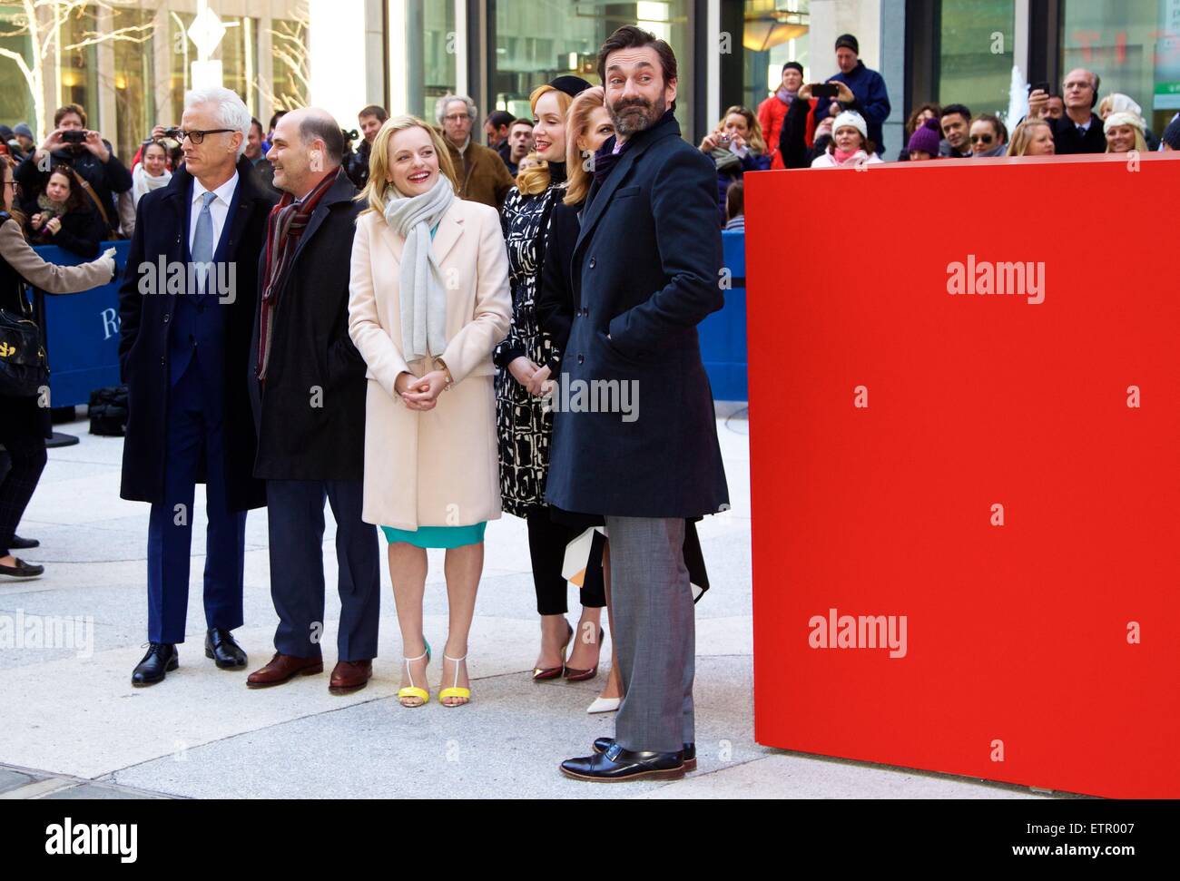 AMC dévoile une installation artistique à la 1271 Avenue of the ...