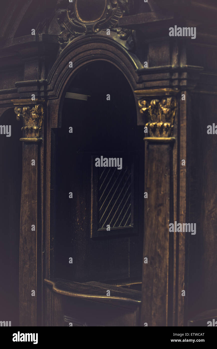 Cabine de confession Banque de photographies et d’images à haute ...