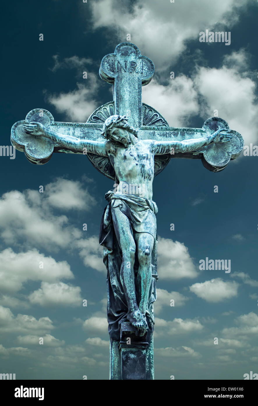Jesus christ crucifixion sculpture Banque de photographies et d’images à haute résolution - Alamy