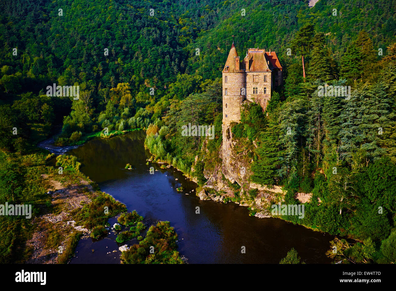 Polignac aerial Banque de photographies et d’images à haute résolution ...