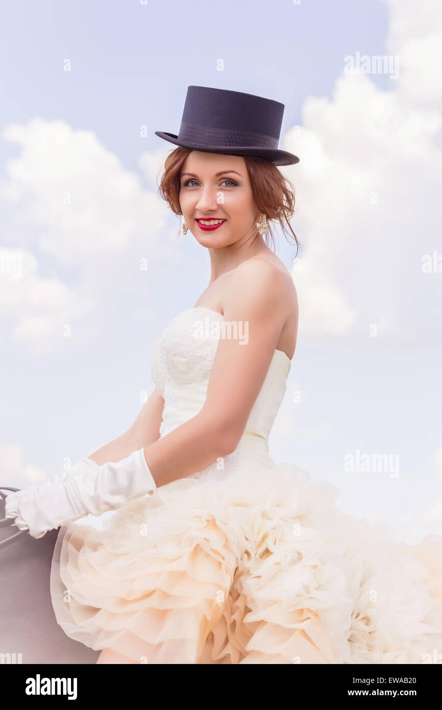 Visage jeune fille vintage Banque de photographies et d’images à haute ...