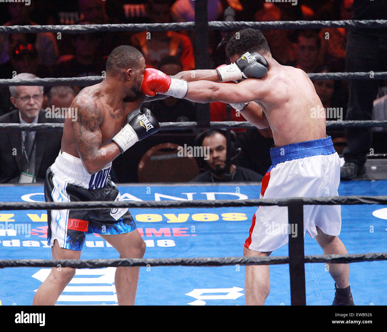 Las Vegas, Nevada, USA. 22 Juin, 2015. Boxers J'Leon amour et Jason ...