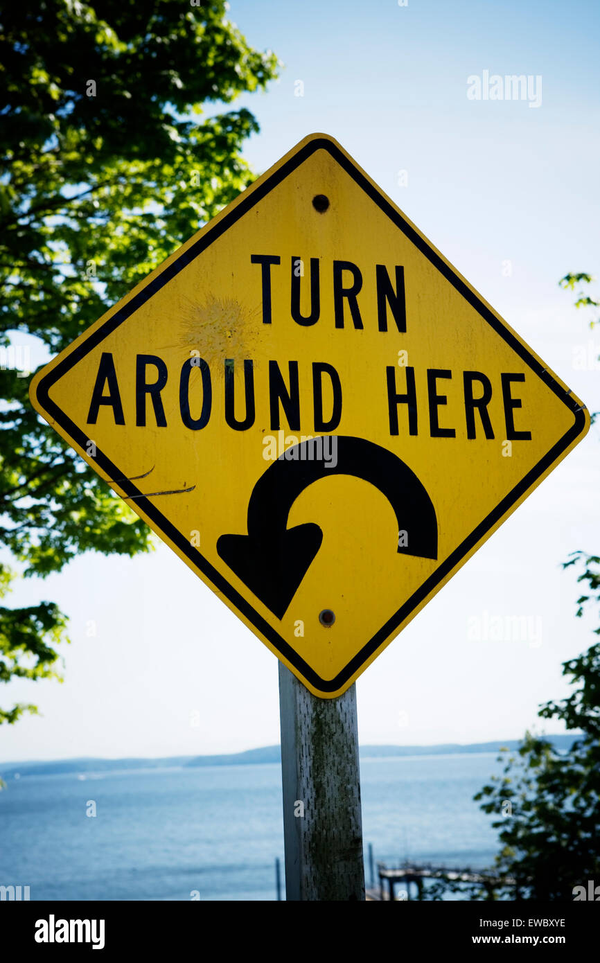 Tourne autour Banque de photographies et d’images à haute résolution ...