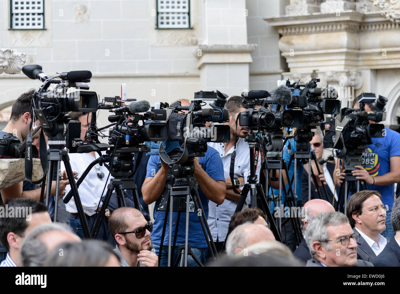 Reportage journalistique Banque de photographies et d’images à haute ...