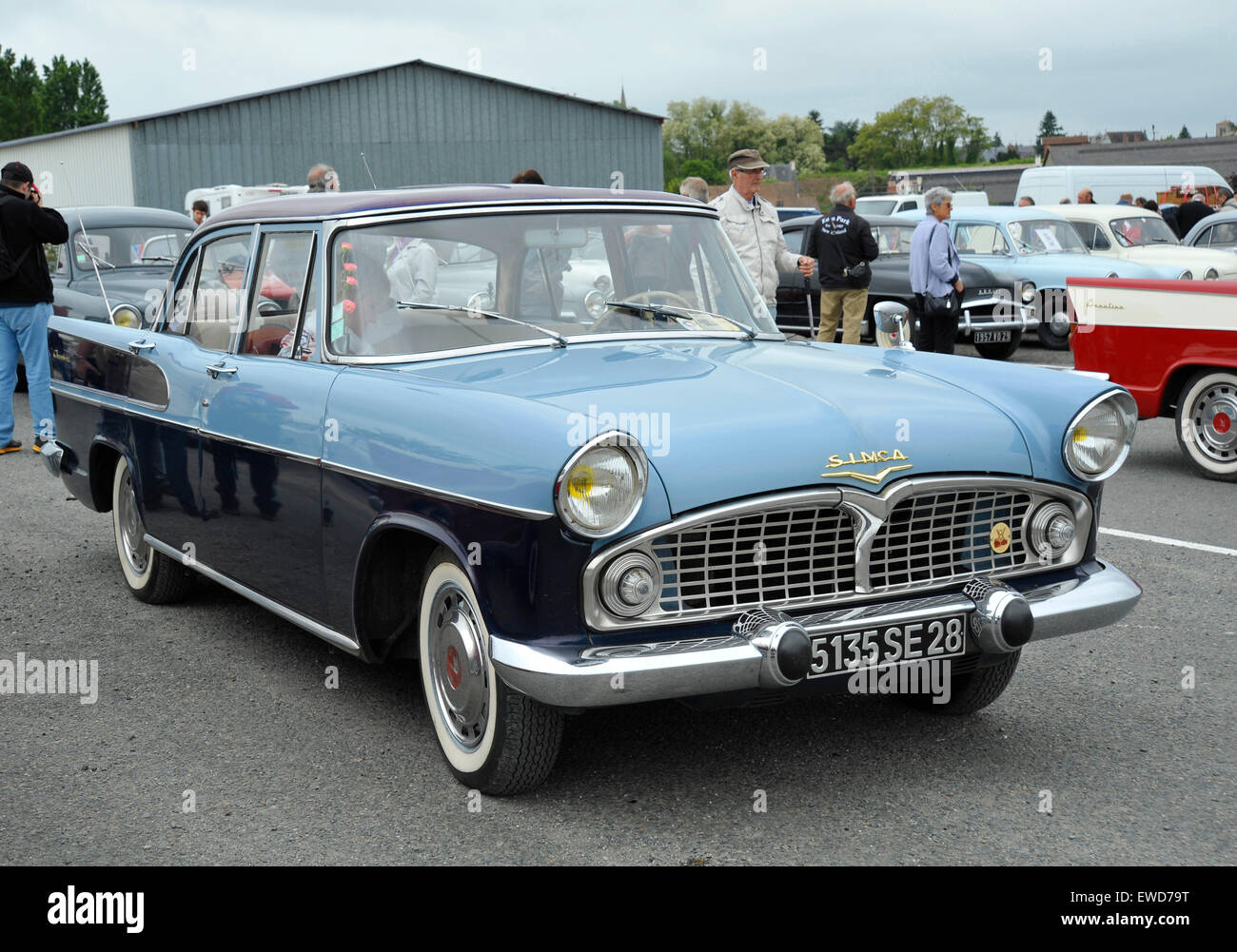 Simca badge Banque de photographies et d’images à haute résolution - Alamy