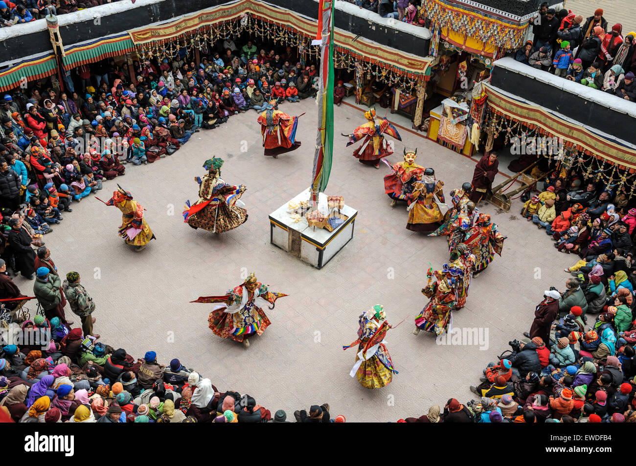 Danse rituelle Banque de photographies et d’images à haute résolution ...