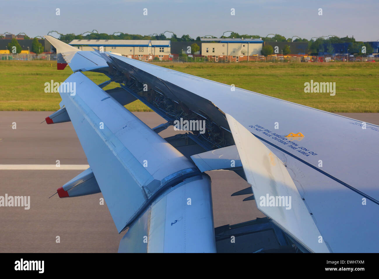 Aileron avion Banque de photographies et d’images à haute résolution ...