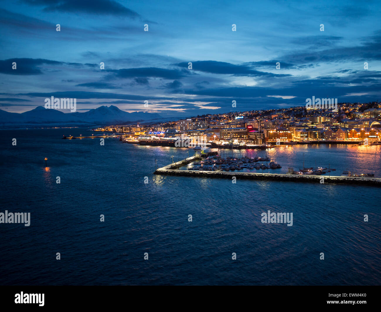 Tromso city Banque de photographies et d’images à haute résolution - Alamy