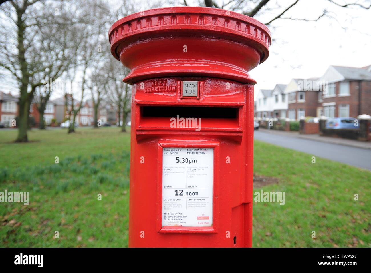Poste box Banque de photographies et d’images à haute résolution - Alamy