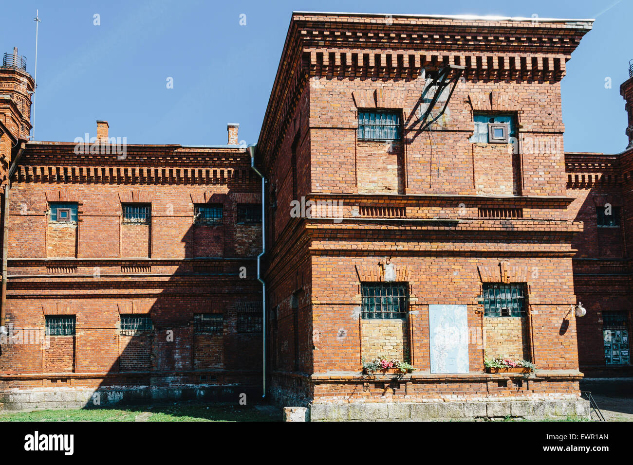 Prison militaire Banque de photographies et d’images à haute résolution ...