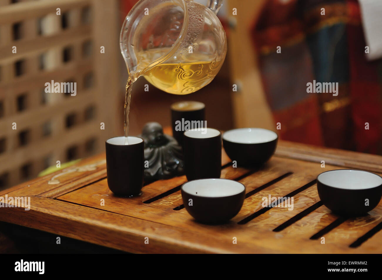 Compressed tea Banque de photographies et d’images à haute résolution ...