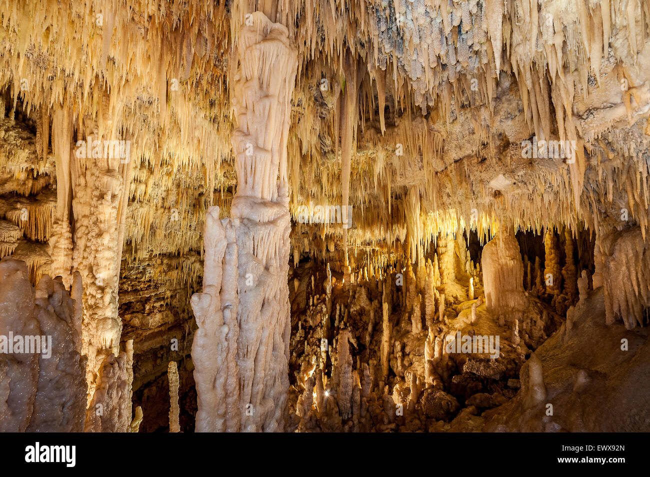 Italia Puglia grotte de Castellana - Grotta Bianca Italie Pouilles ...