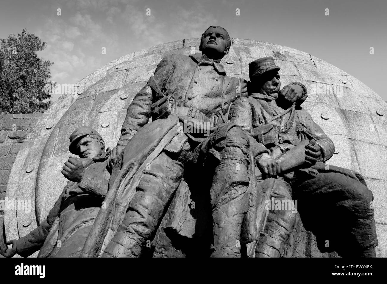 Le mémorial André Maginot, Ministre français de la guerre qui est ...