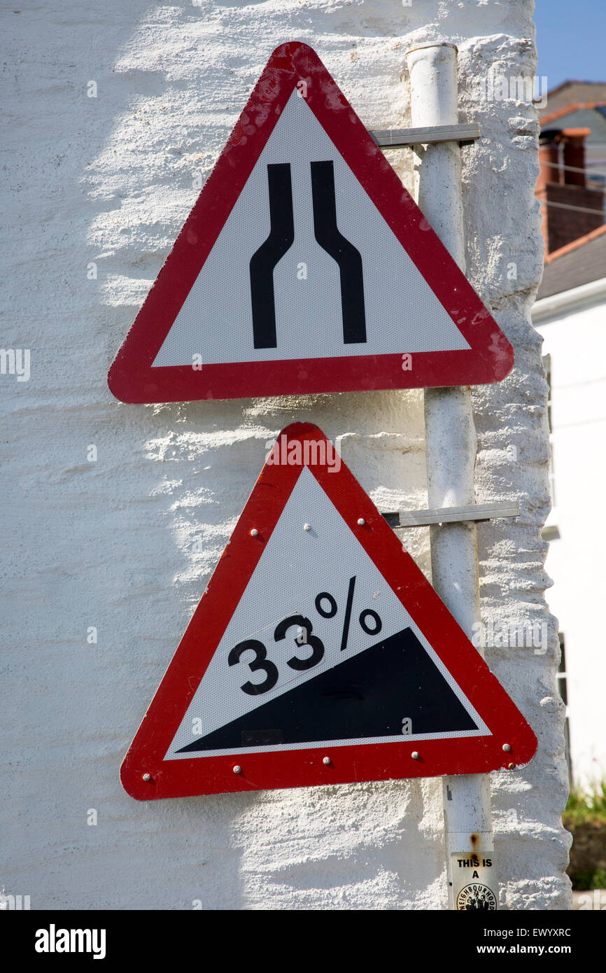 Panneaux routiers triangulaires Banque de photographies et d’images à ...
