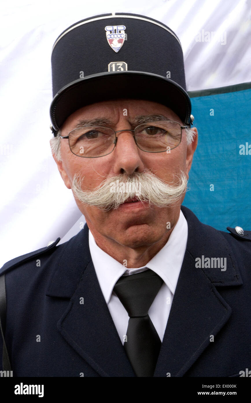 Policier français Banque de photographies et d’images à haute ...