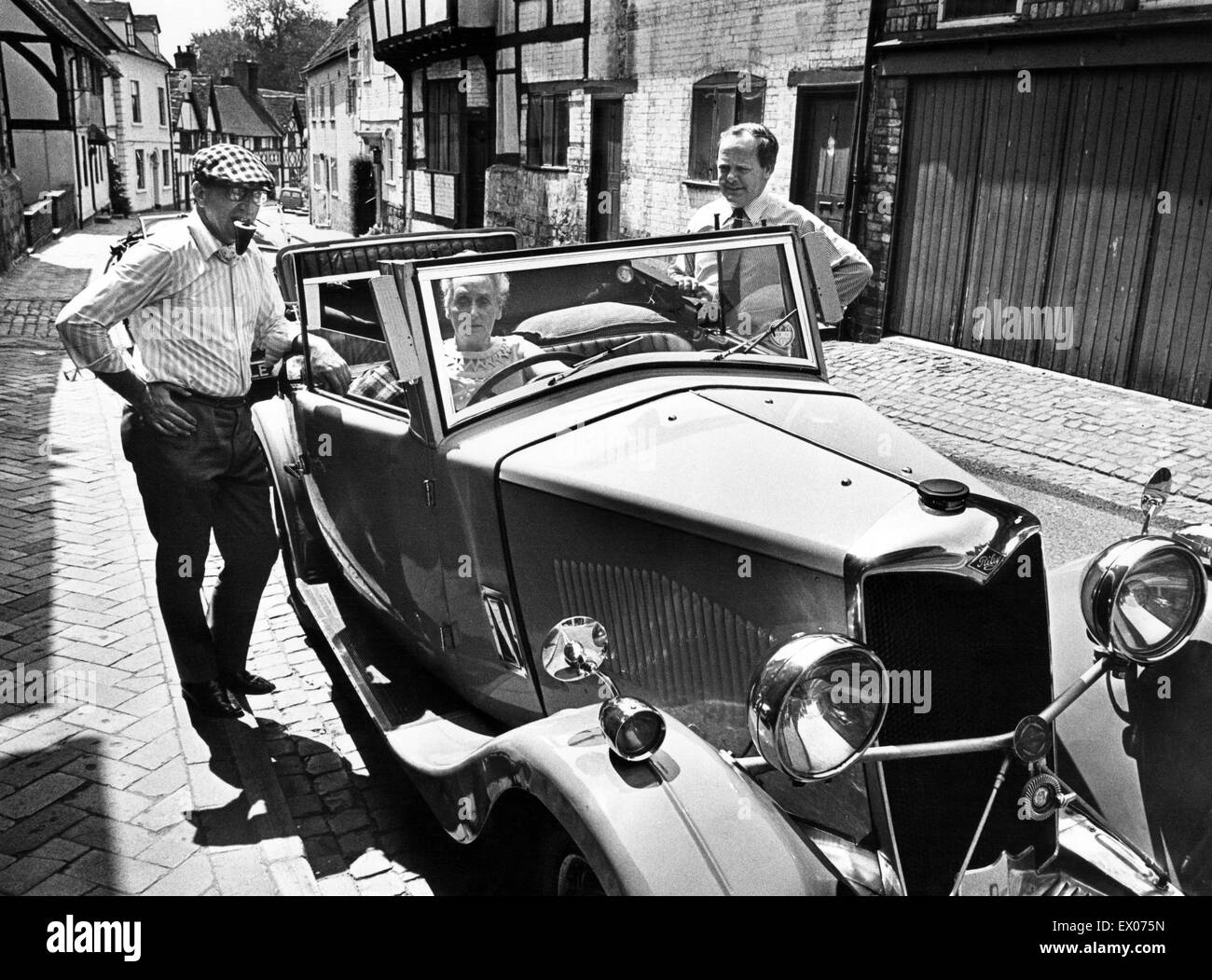 Voiture vintage riley ascot Banque de photographies et d’images à haute ...