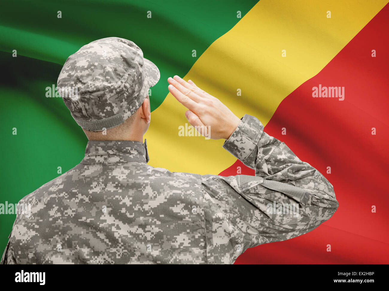 Les forces militaires nationales avec drapeau sur le Congo-Brazzaville ...