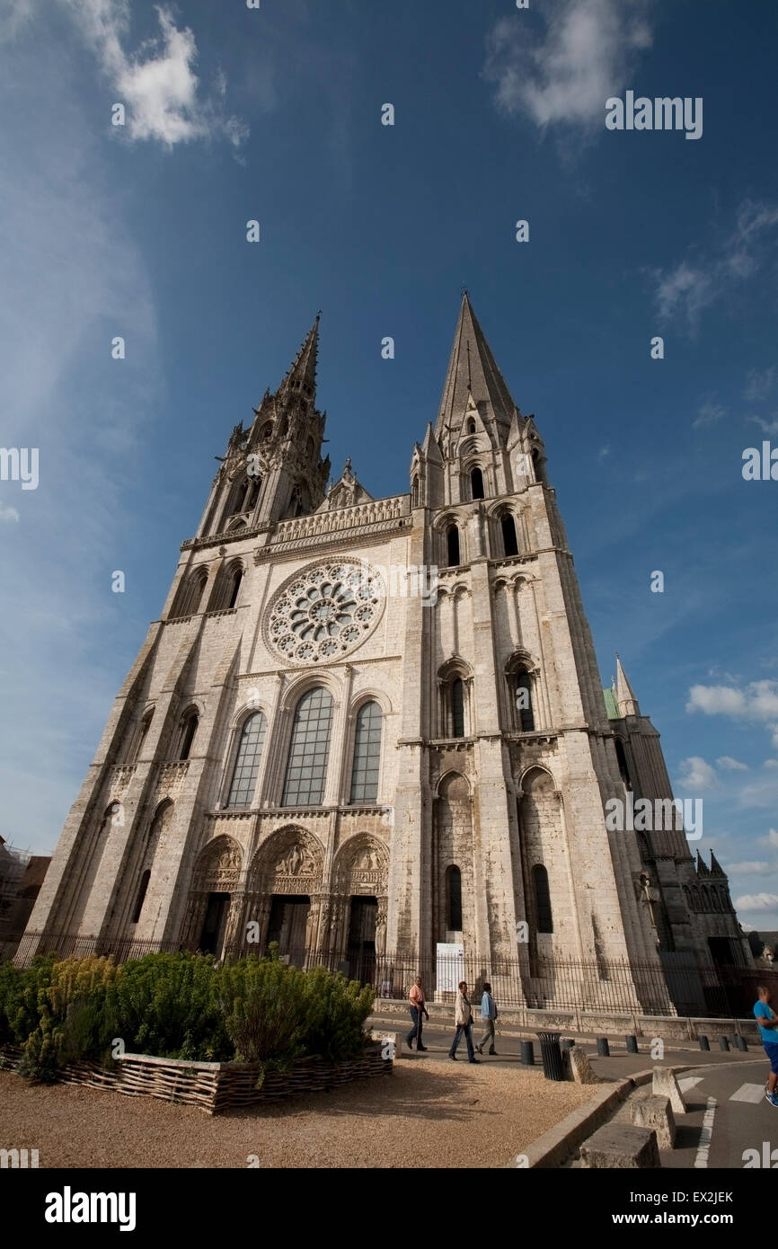 Sculptures chartres cathedrale chartres Banque de photographies et d ...