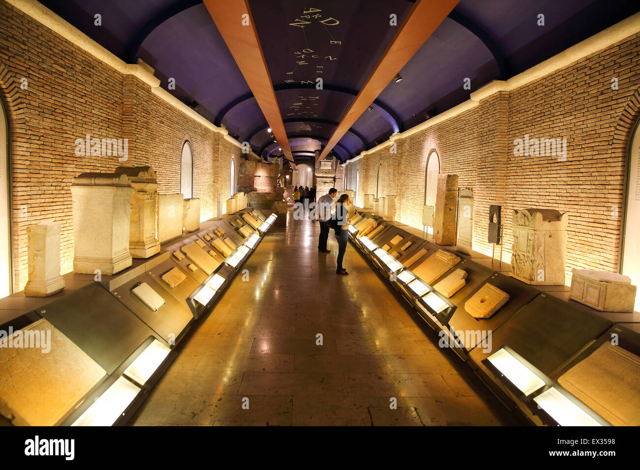 Le Tabularium qui relie Palazzo dei Conservatori à Palazzo Nuovo à Rome. Le Tabularium est une ...