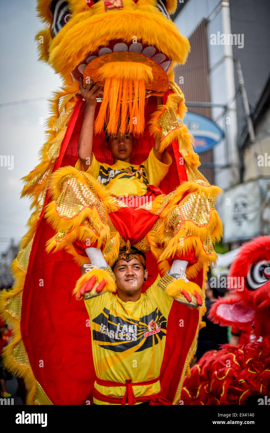 Lion parade Banque de photographies et d’images à haute résolution - Alamy