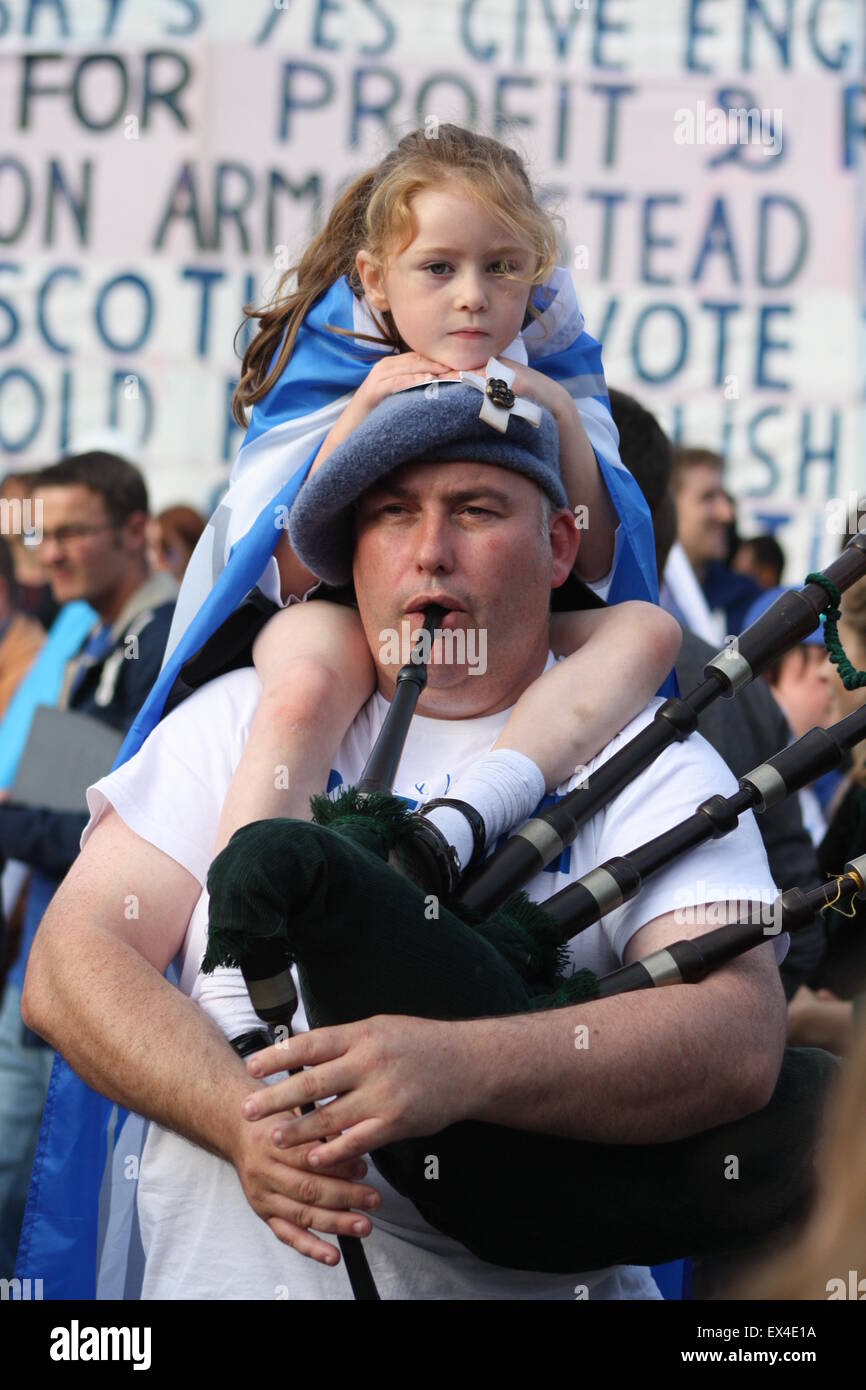 L'homme Joue De La Cornemuse Banque d'image et photos - Alamy