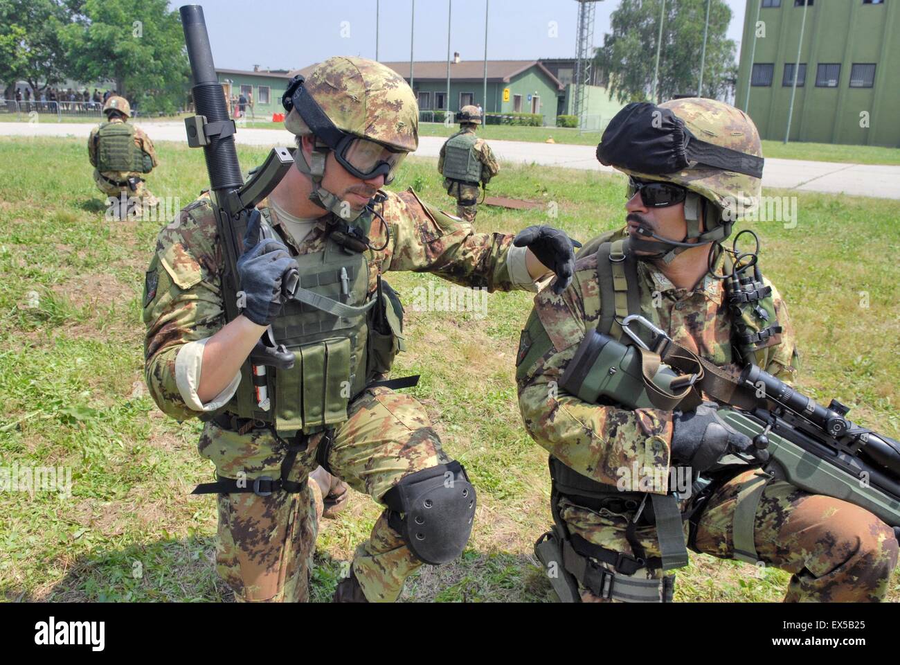 4th alpini regiment Banque de photographies et d’images à haute ...
