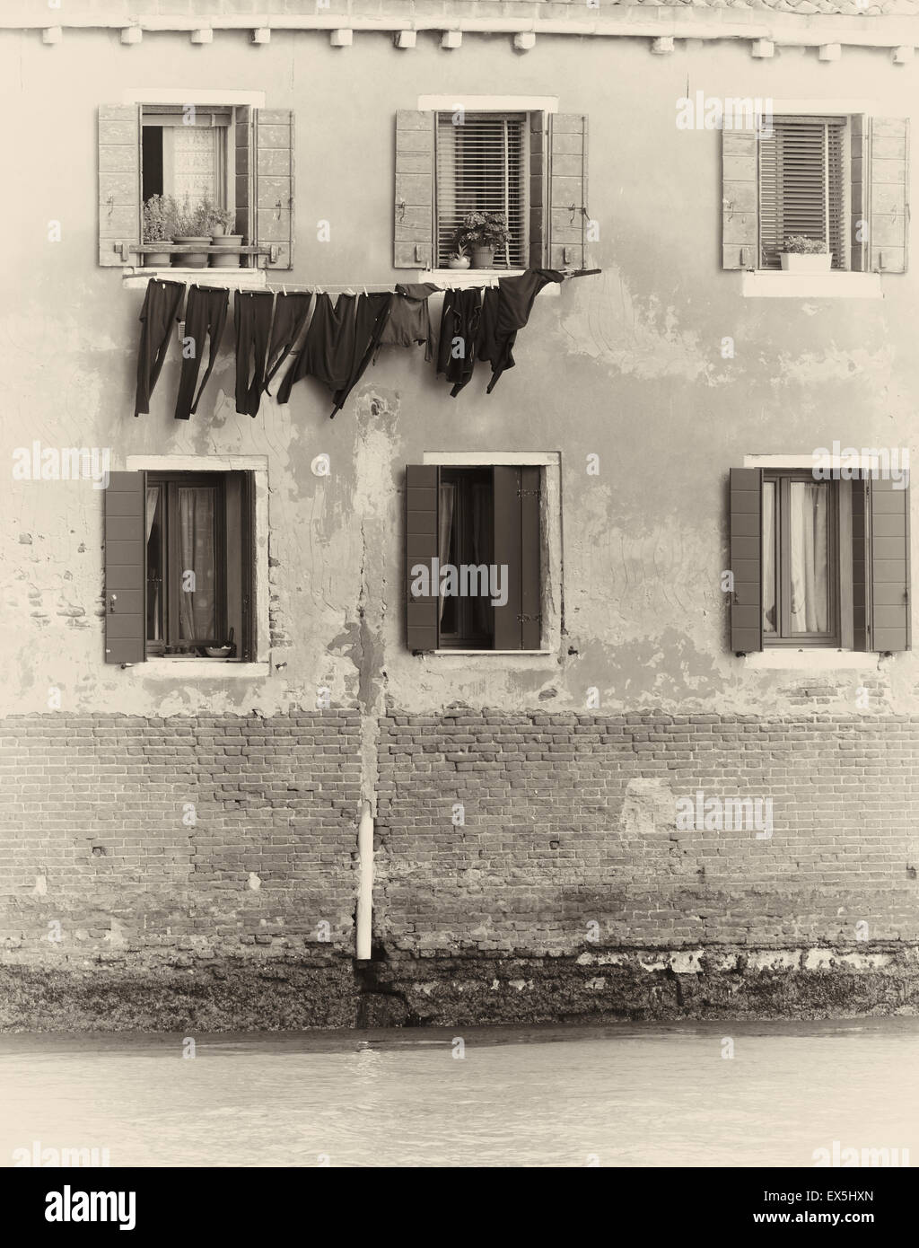 Visiter le lavoir Banque de photographies et d’images à haute ...