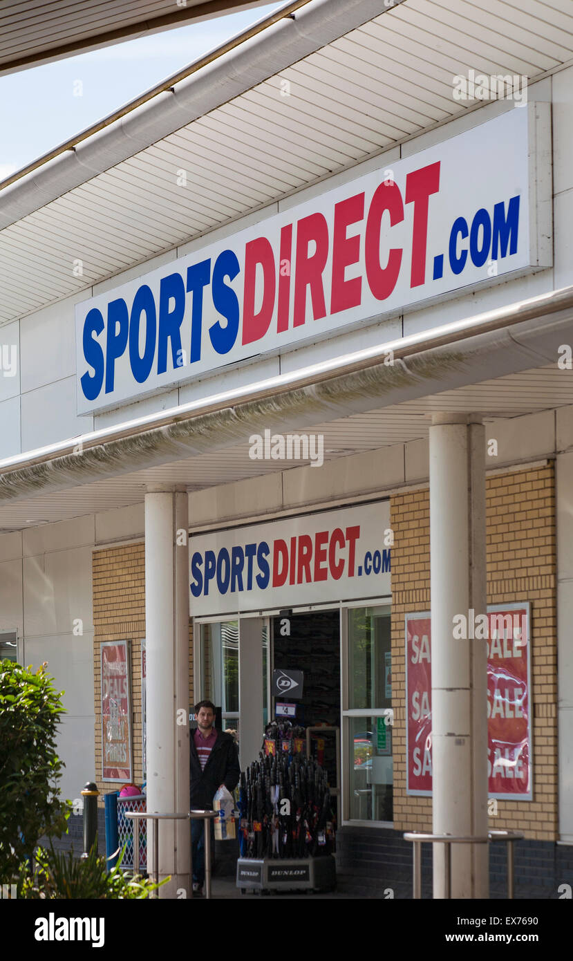 Sportsdirect com retail shop store Banque de photographies et d’images ...