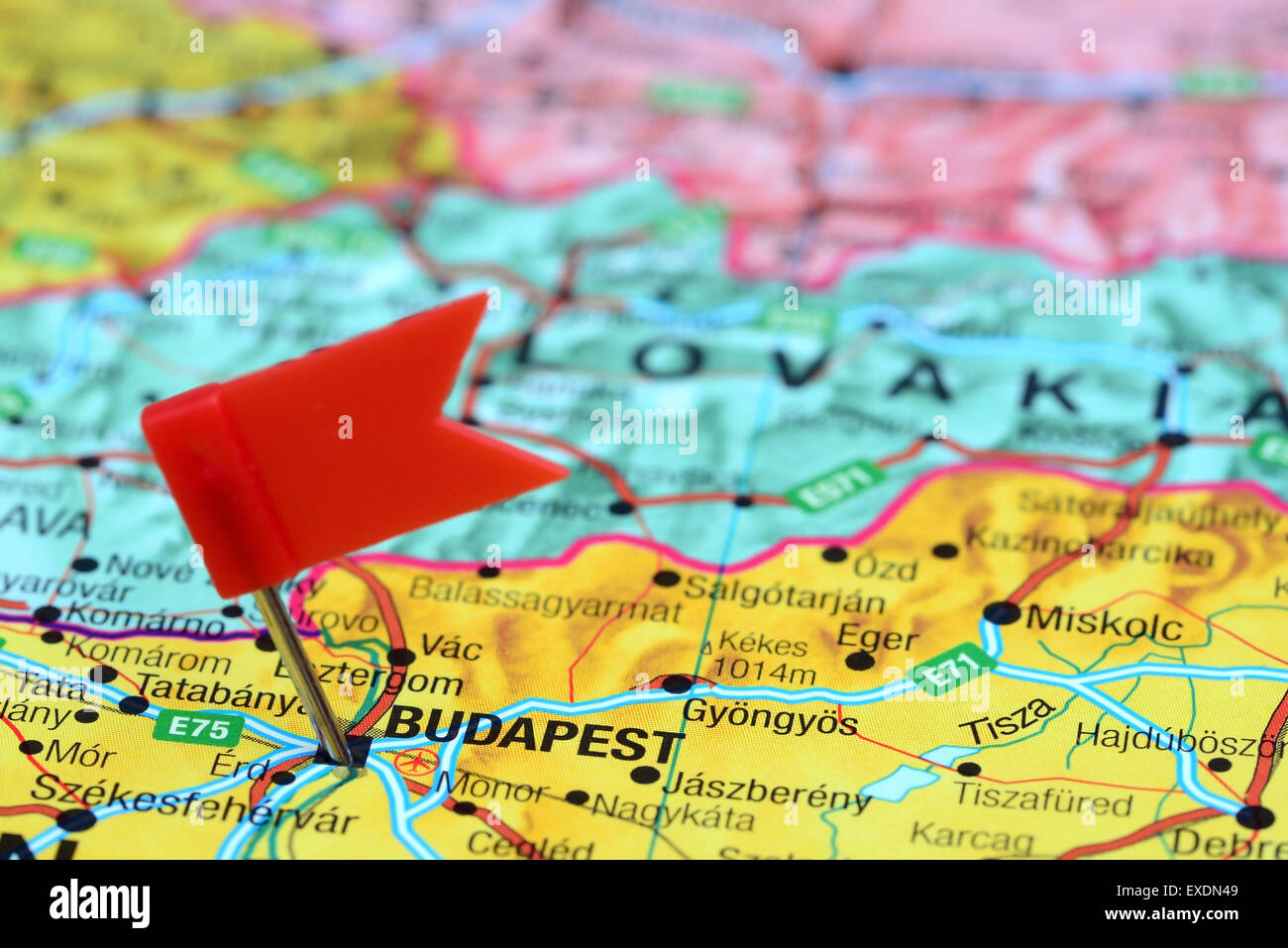 Budapest épinglée sur une carte de l'Europe Photo Stock - Alamy