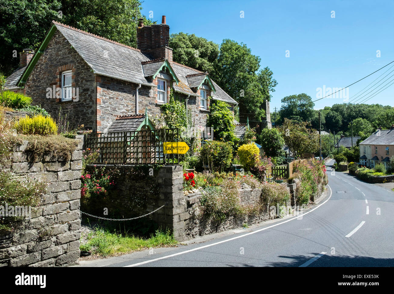 Pittoresque village de cornish Banque de photographies et d’images à ...