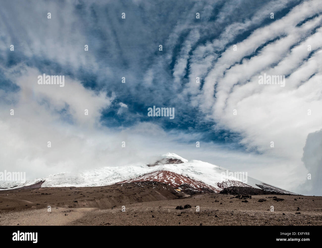 Mountain range andes ecuador cotopaxi Banque de photographies et d ...
