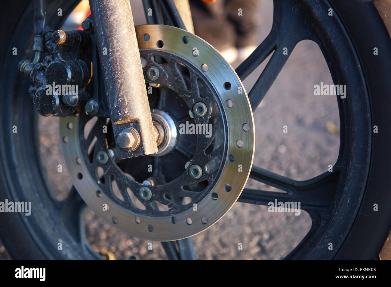 Motorbike wheel Banque de photographies et d’images à haute résolution ...