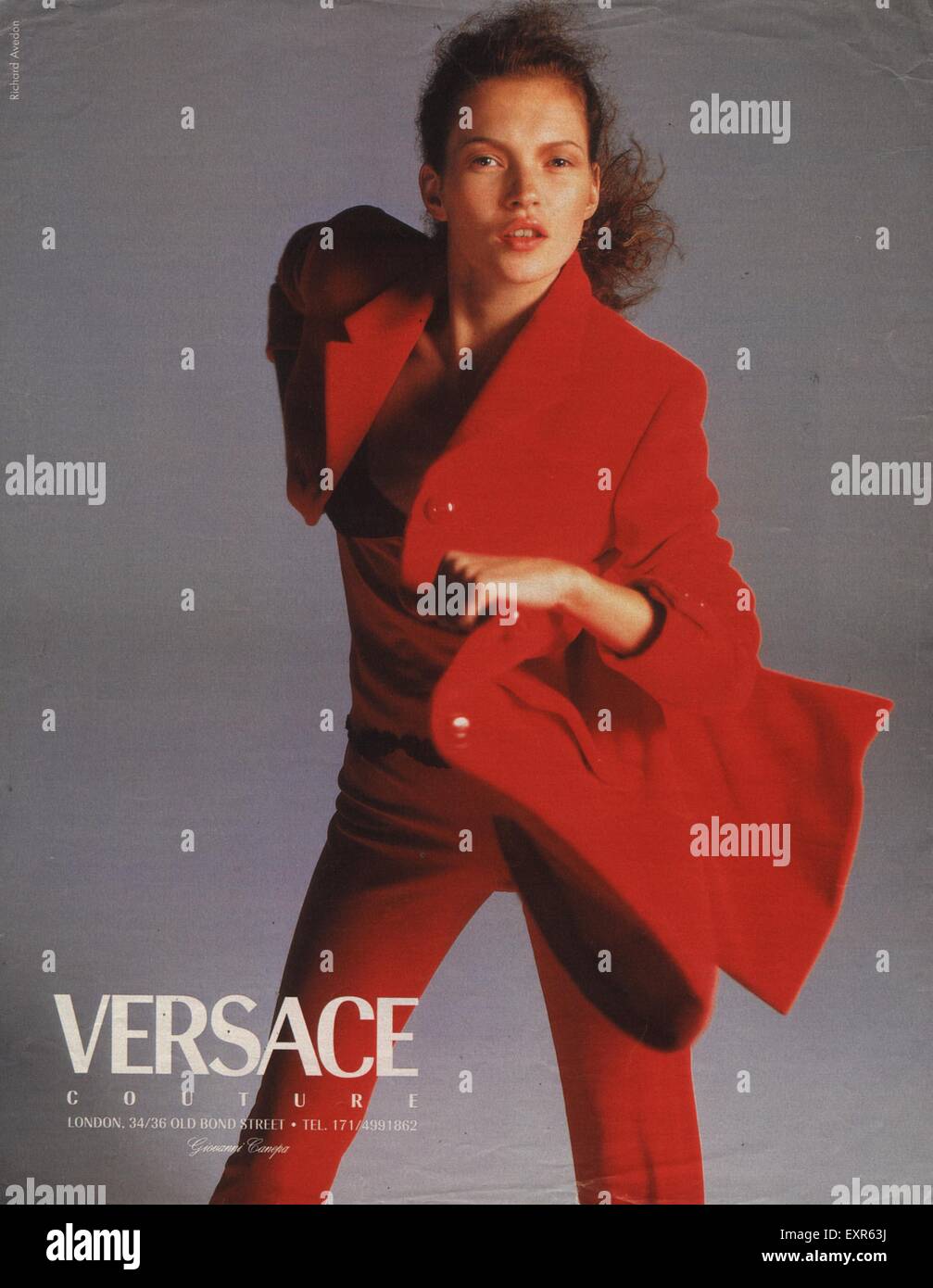 1990s uk versace magazine advert Banque de photographies et d’images à ...