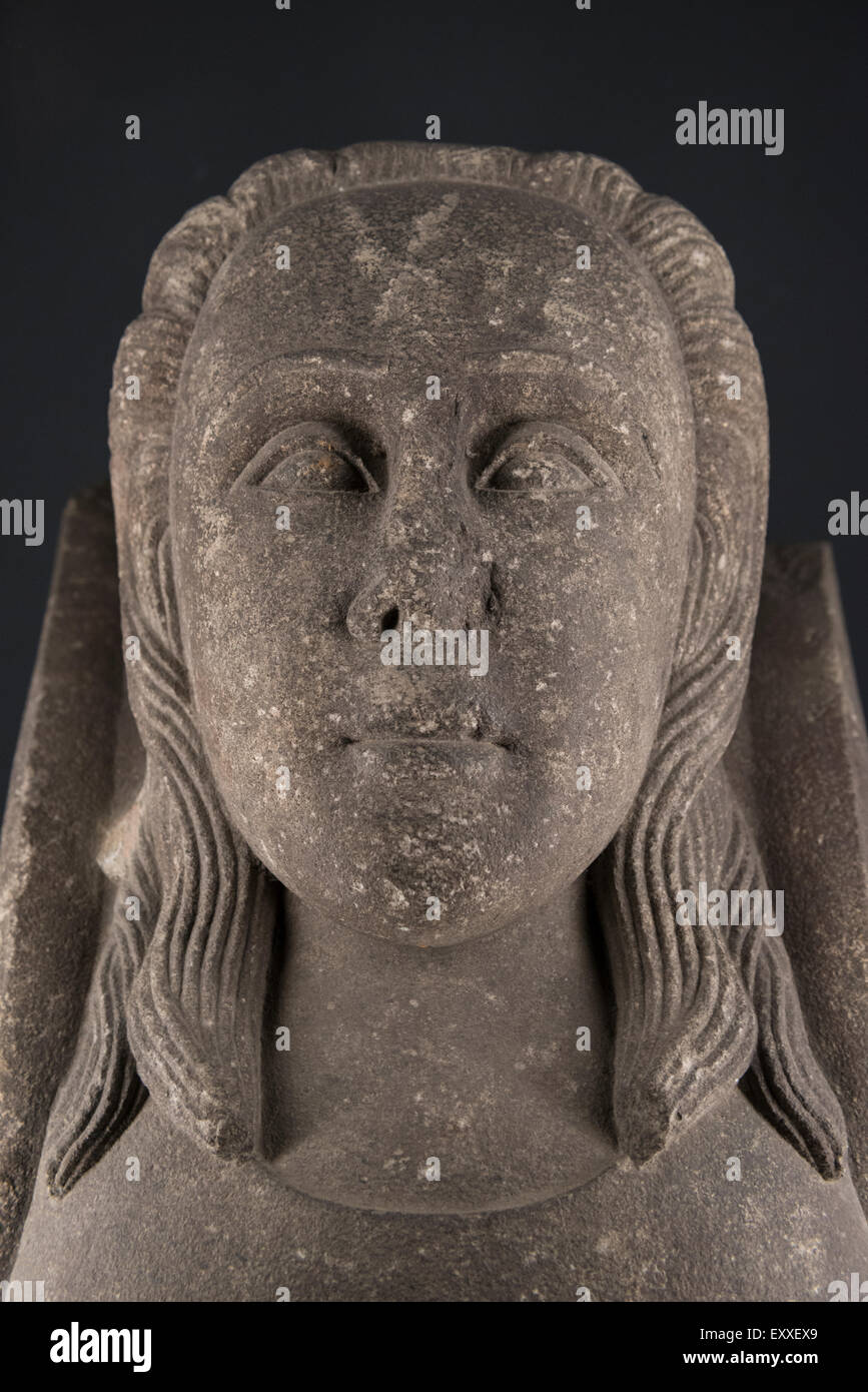 Les vestiges d'une statue de la cathédrale Urakami détruite dans l ...