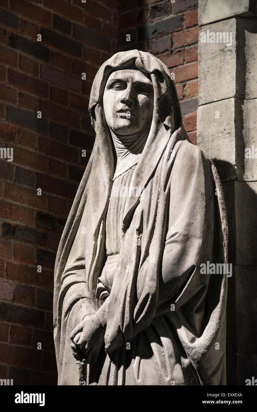 Statue de Marie de la cathédrale Urakami détruite dans l'explosion ...