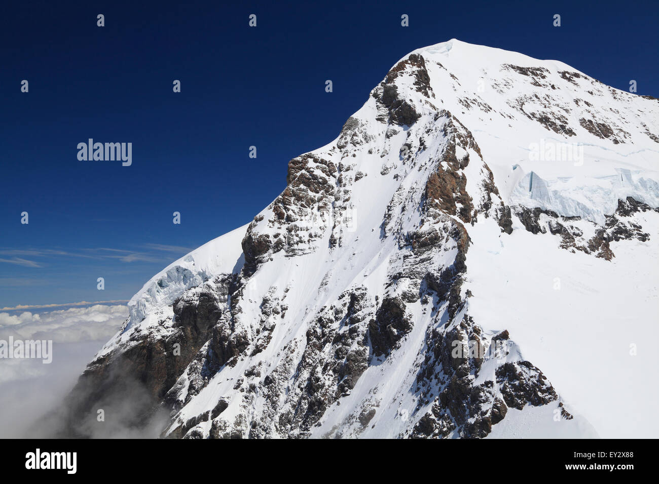 Neige suisse Banque de photographies et d’images à haute résolution - Alamy