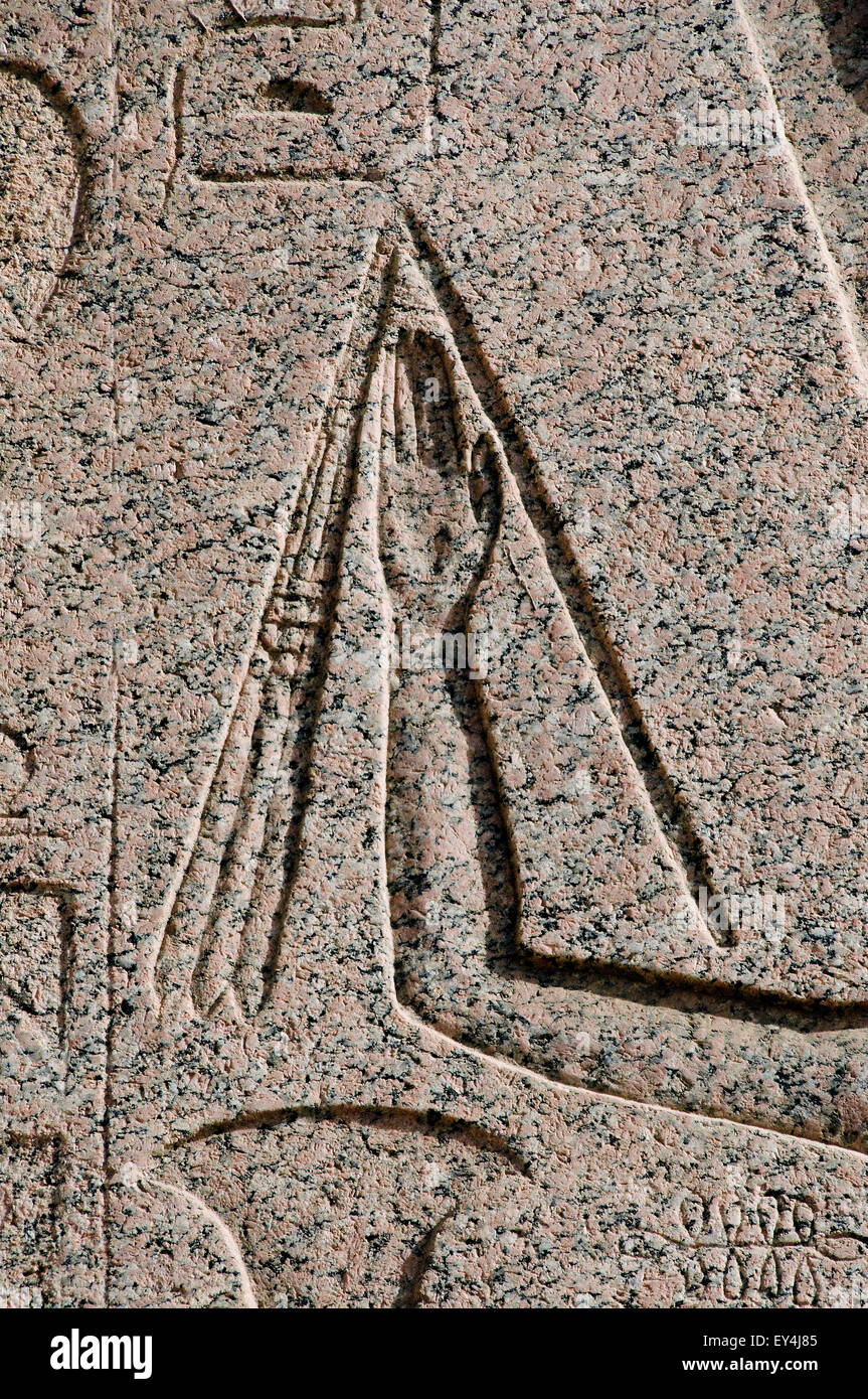 Karnak, Louxor, Egypte. Temple de Karnak sacré pour dieu Amon : le bras ...