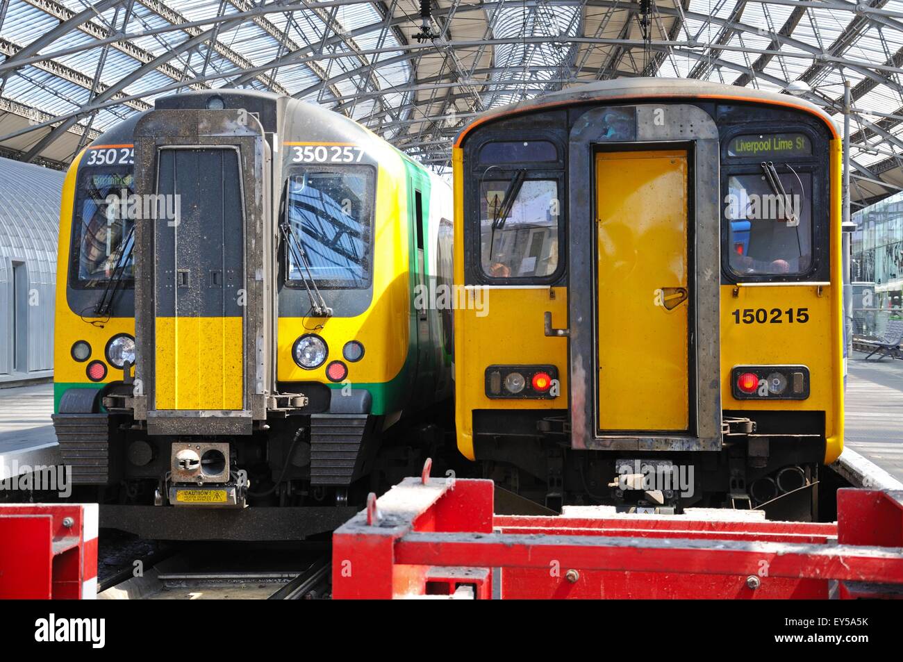 Class 350 Banque de photographies et d’images à haute résolution - Alamy