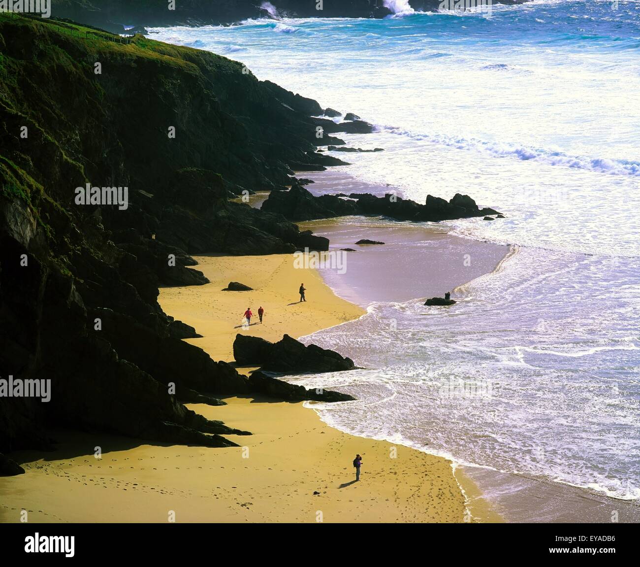 Coumeenoole beach on dingle peninsula Banque de photographies et d ...