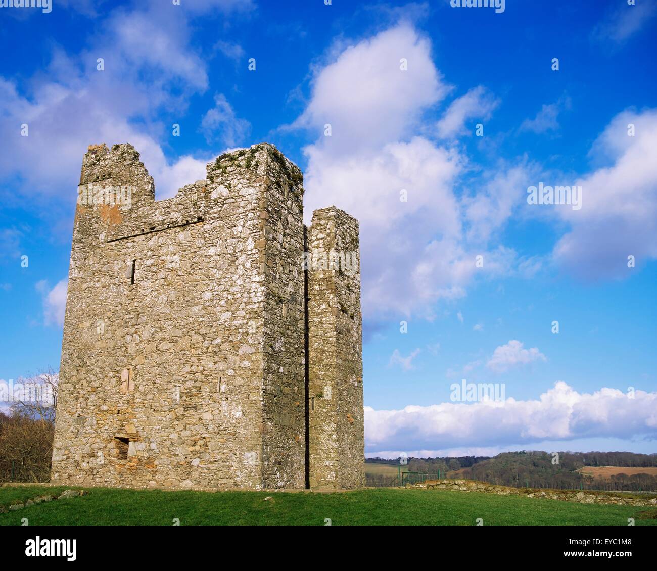 Audleys castle Banque de photographies et d’images à haute résolution ...
