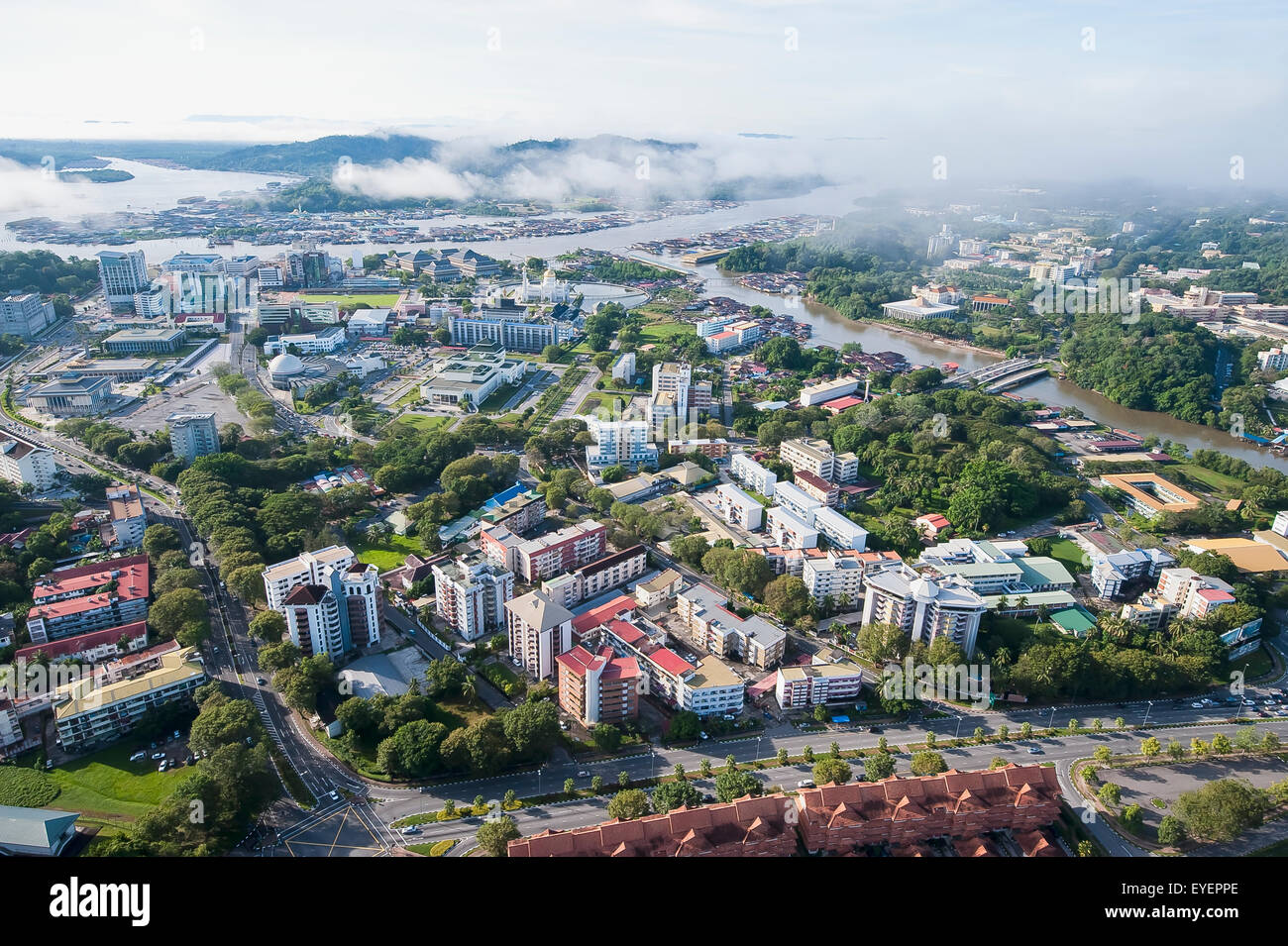 Vue aérienne de Bandar Seri Begawan, la capitale de Brunei, Bandar Seri ...