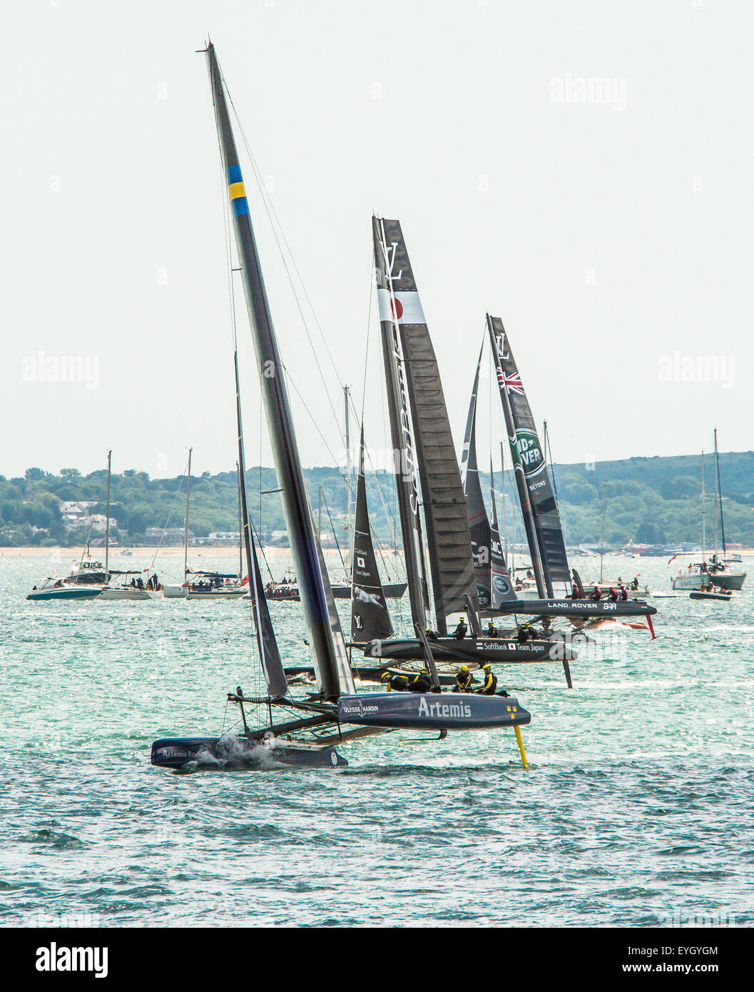 Catamarans de course solent 2015 Banque de photographies et d’images à ...