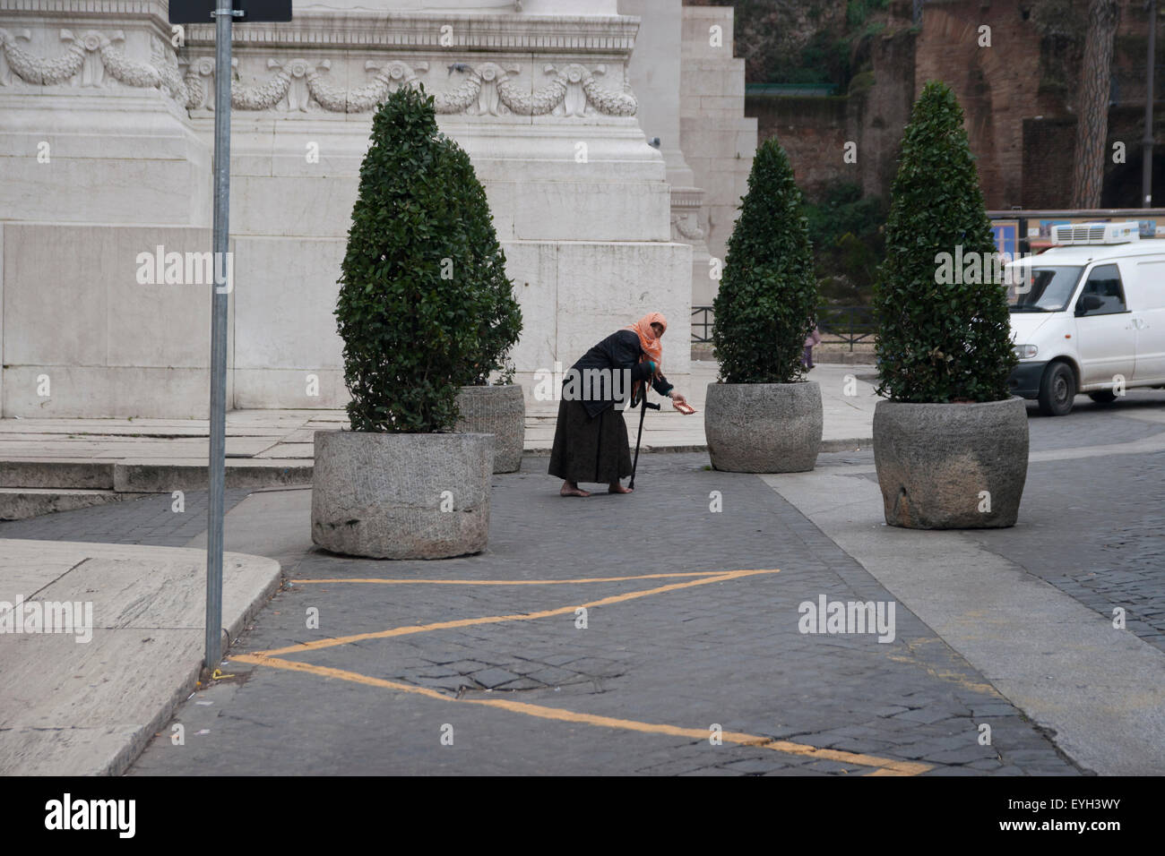 Pauvre femme italie Banque de photographies et d’images à haute ...