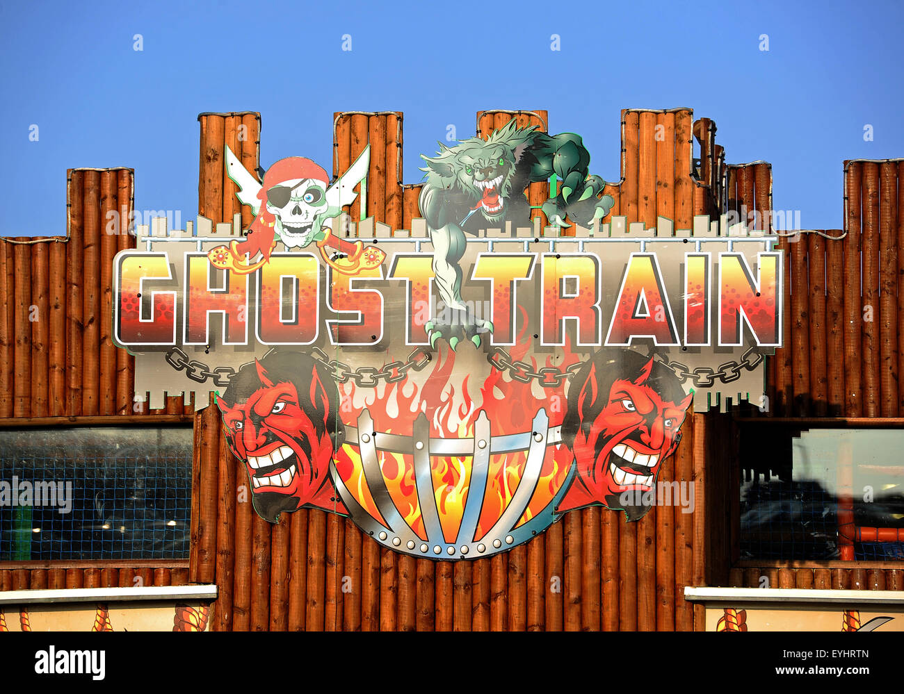 Fun fair ghost train Banque de photographies et d’images à haute ...