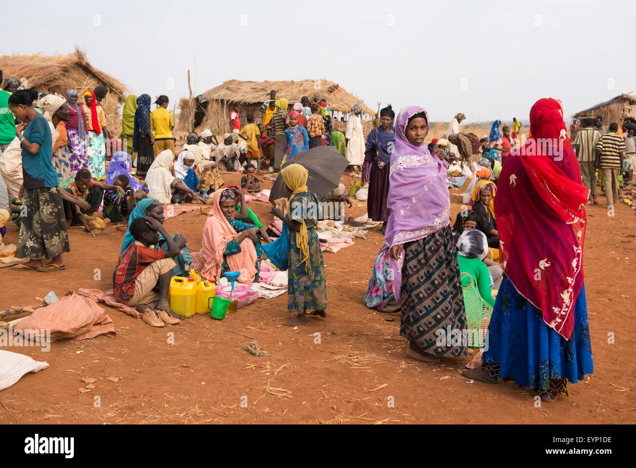 Les femmes vendent des biens sur le marché, l'Éthiopie, Asossa Photo ...